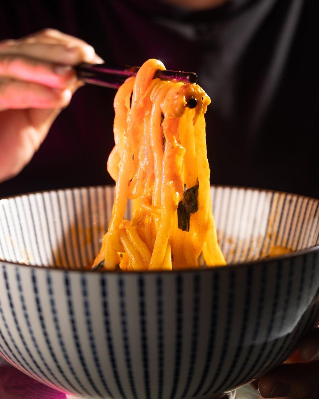 Mr Kim: un'esplosione di sapori coreani in stile cyberpunk | Turinoise